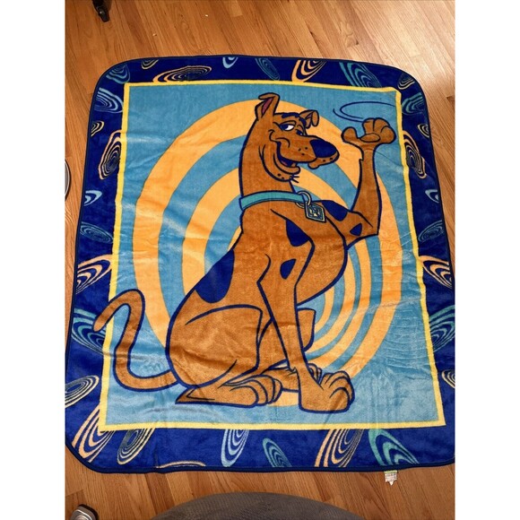 Cartoon Network | Bedding | Vintage 20 Scoobydoo Fleece Throw Blanket ...